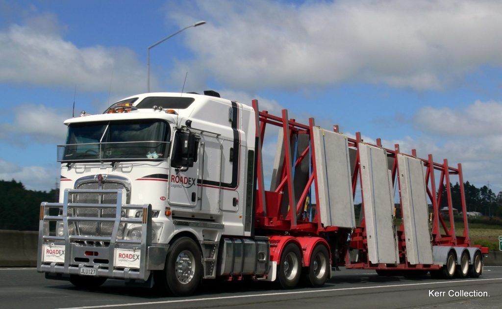 Kenworth - Roadex Logistics